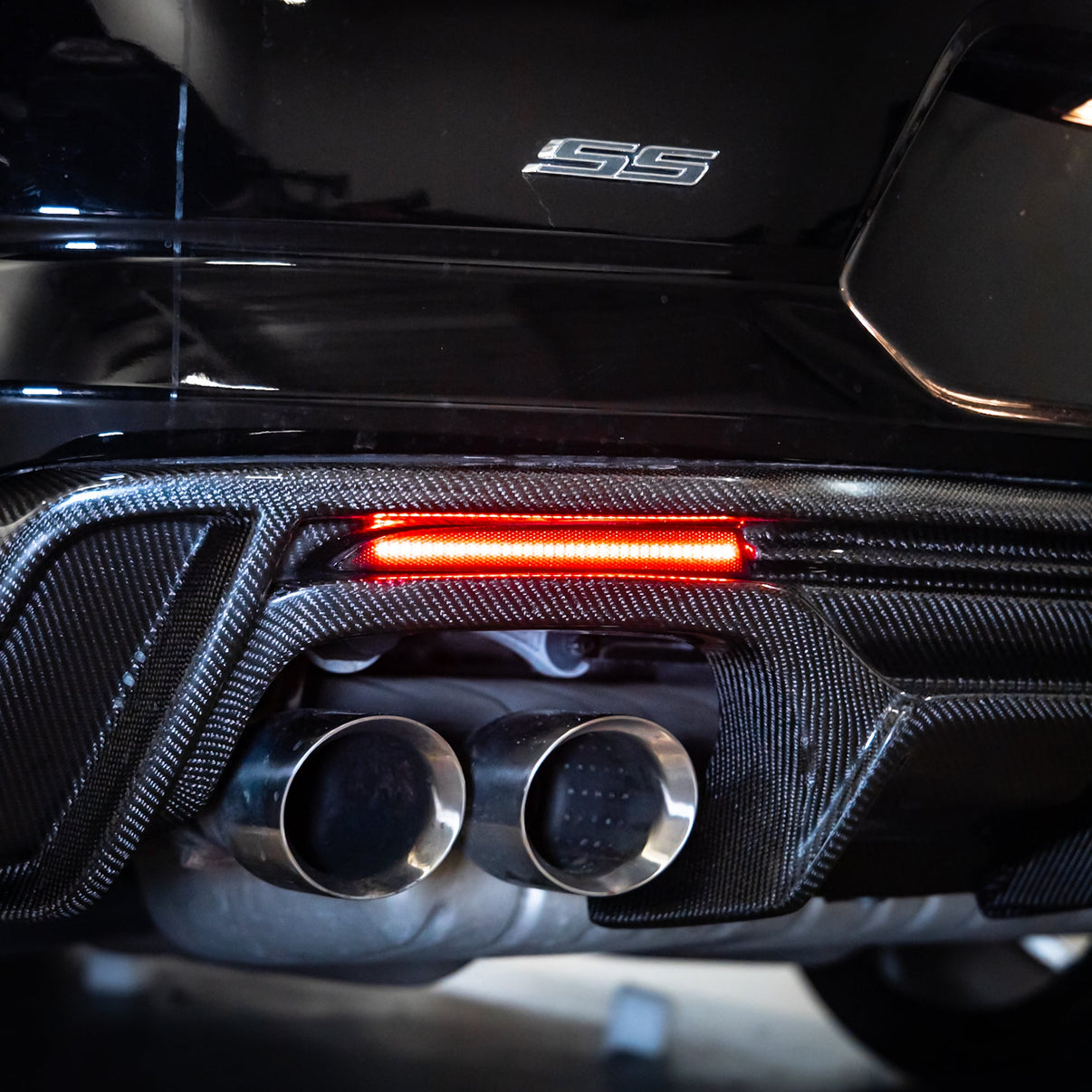 2016-2025 Chevy Camaro Diffuser Smoke LED Rear Reflectors (Pair) – NTXGlow