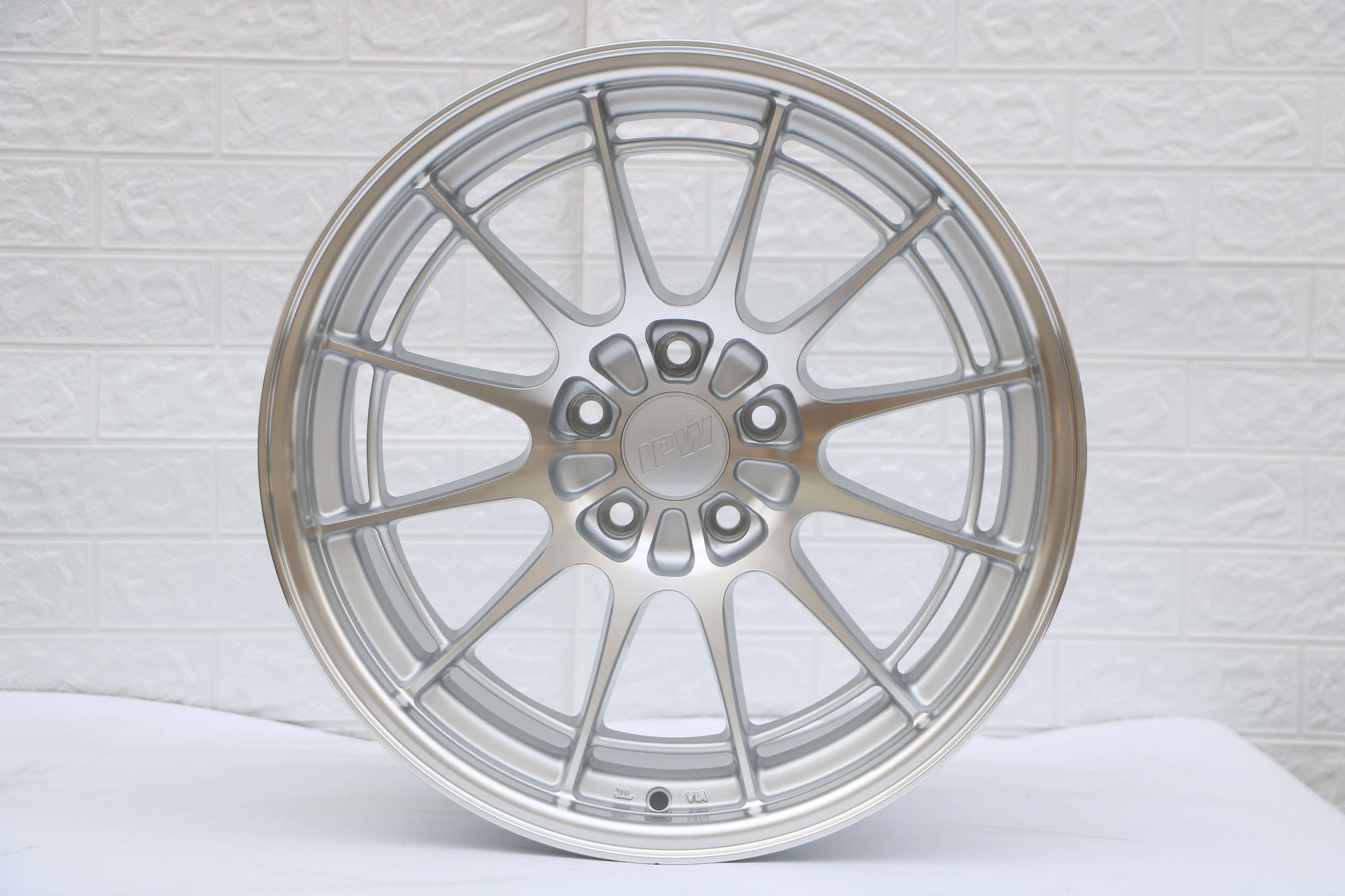 19" NT03 Style Wheels – NTXGlow